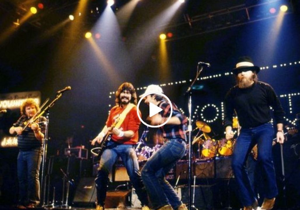 Alabama - Feels So Right (Official Video) - Hot Country Songs - tung